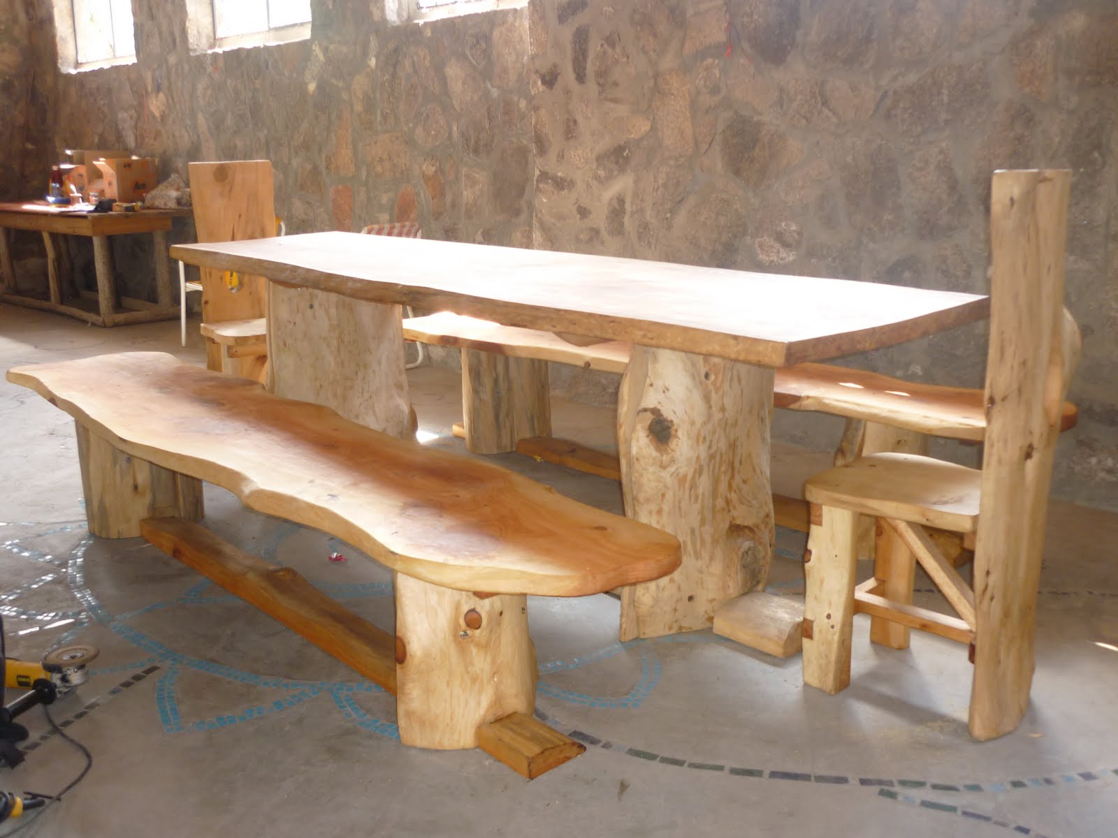 Carpintería Rústico y Artesanal