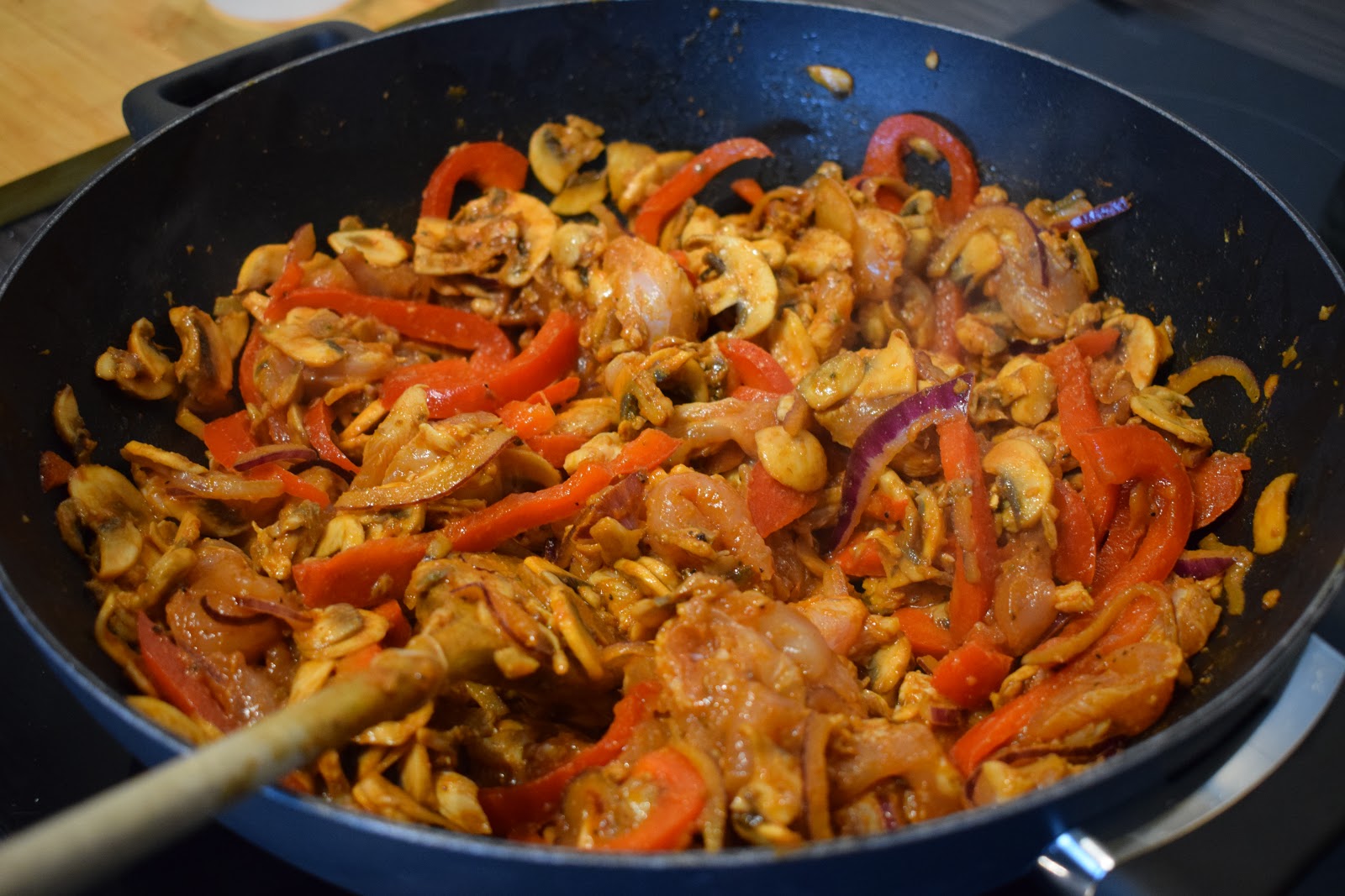 Homemade chicken gyros and rice - Zelfgemaakte kipgyros met rijst*