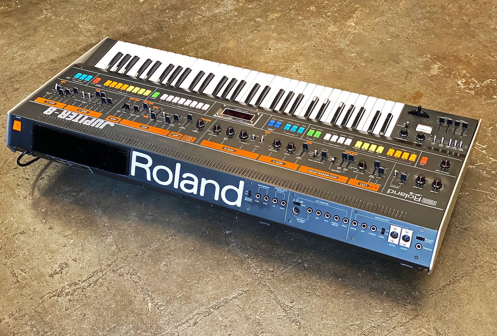 MATRIXSYNTH: 1982 Roland Jupiter 8 JP-8 Analogue Synthesizer 🇯🇵