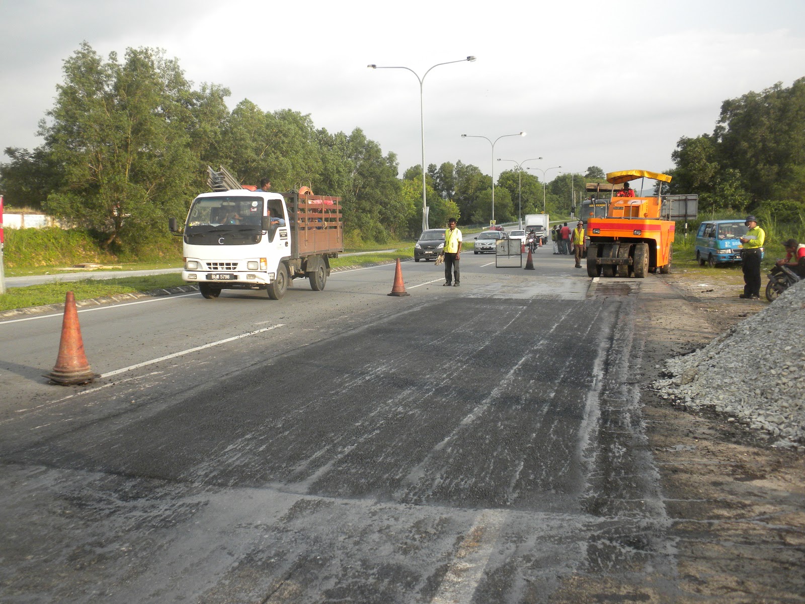 East Coast Global Resources: Penyelenggaraan Jalan Semenyih - patching