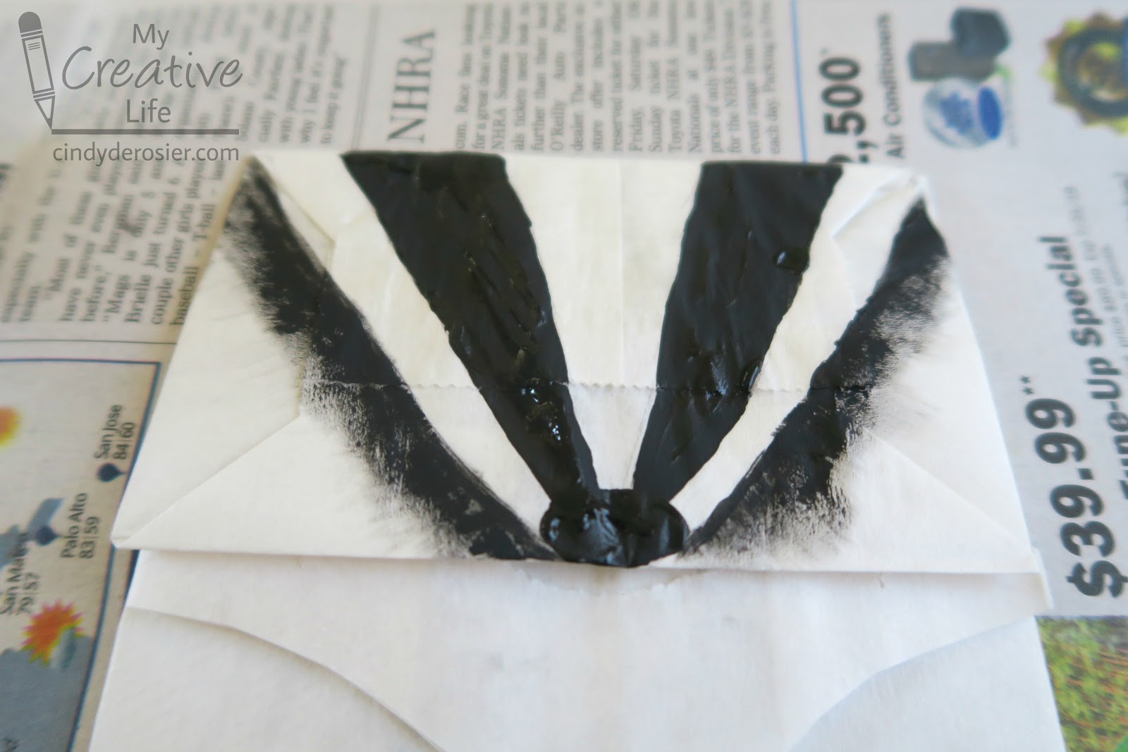 Cindy deRosier: My Creative Life: Badger Paper Bag Puppet