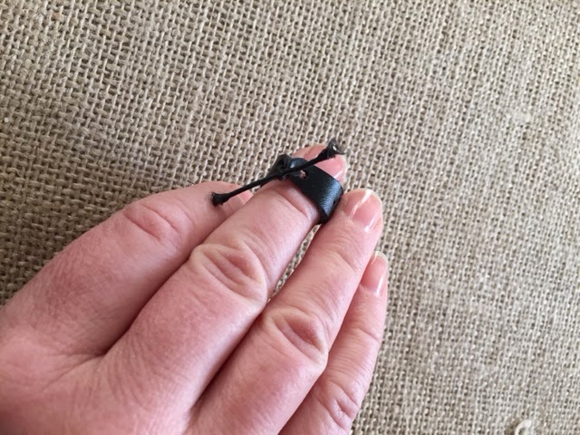 Sew Many Ways...: What Thimble Do You Use?...It's a Linky Party Too