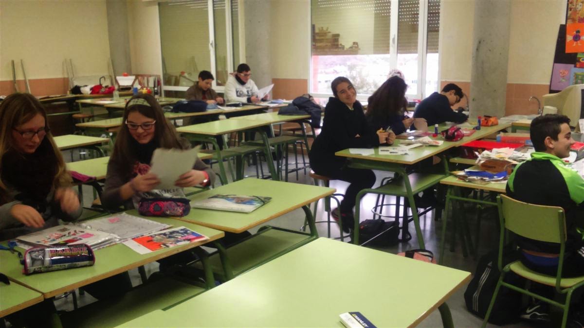 VAYA VALLE: AULAS DE EDUCACIÓN PLÁSTICA Y VISUAL
