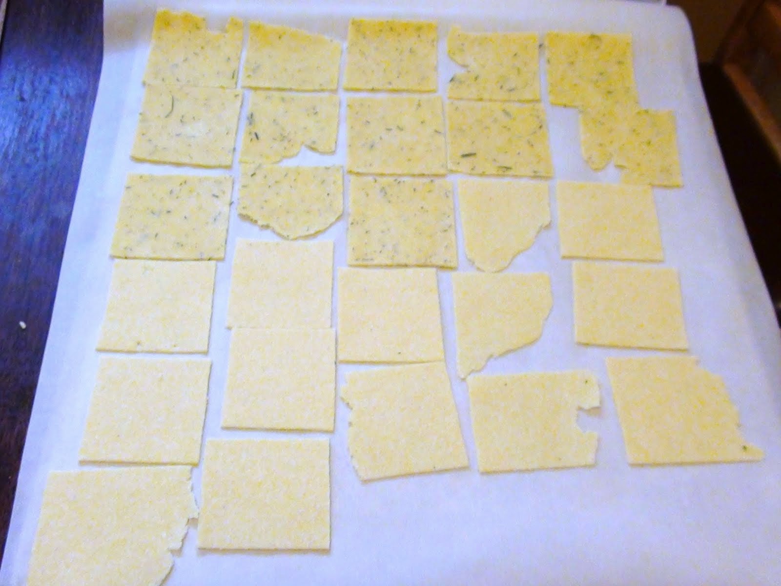 zsuzsa is in the kitchen: BAKED CORN CRACKERS