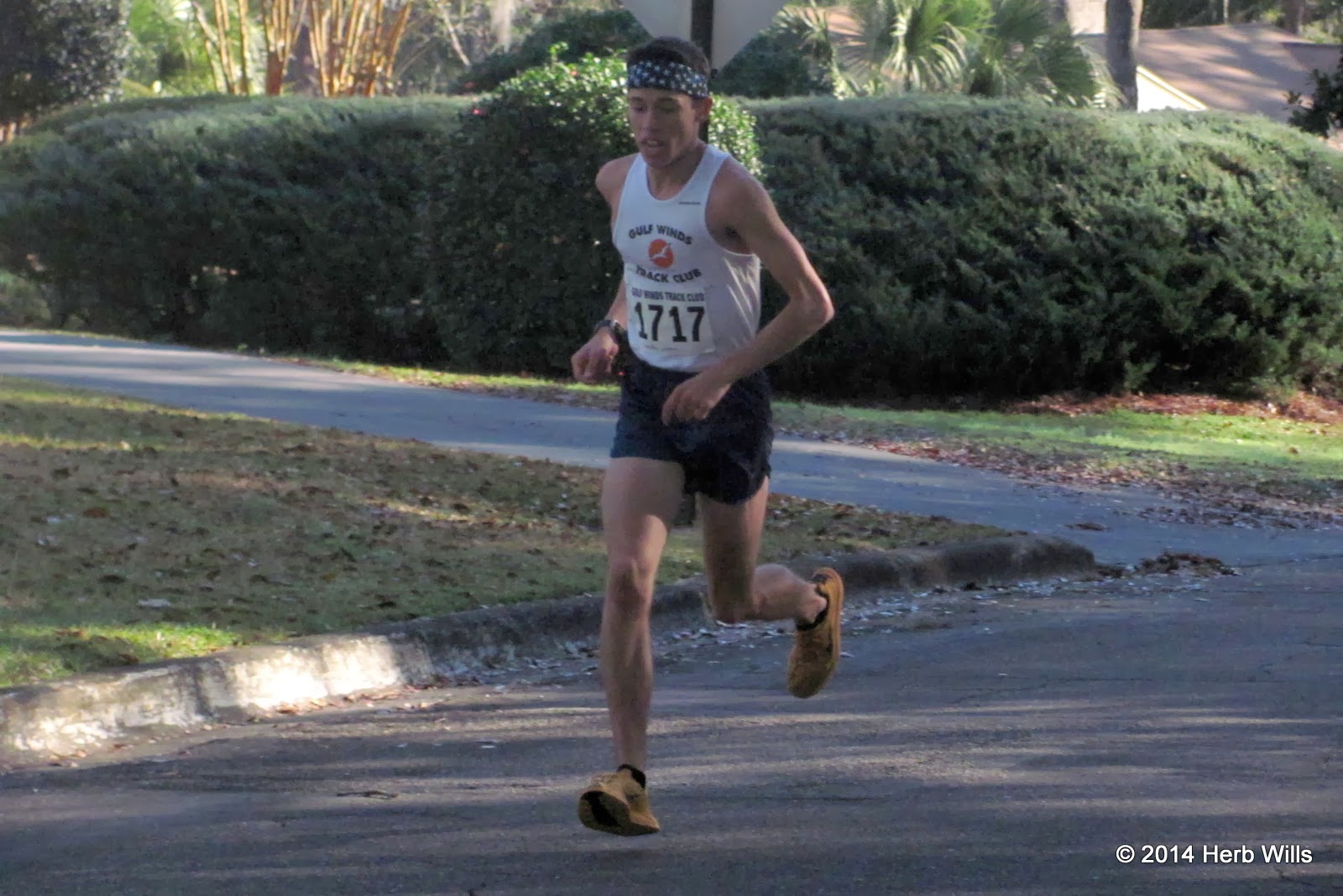 Trouble Afoot!: Linton and Sherron score at the Scurry