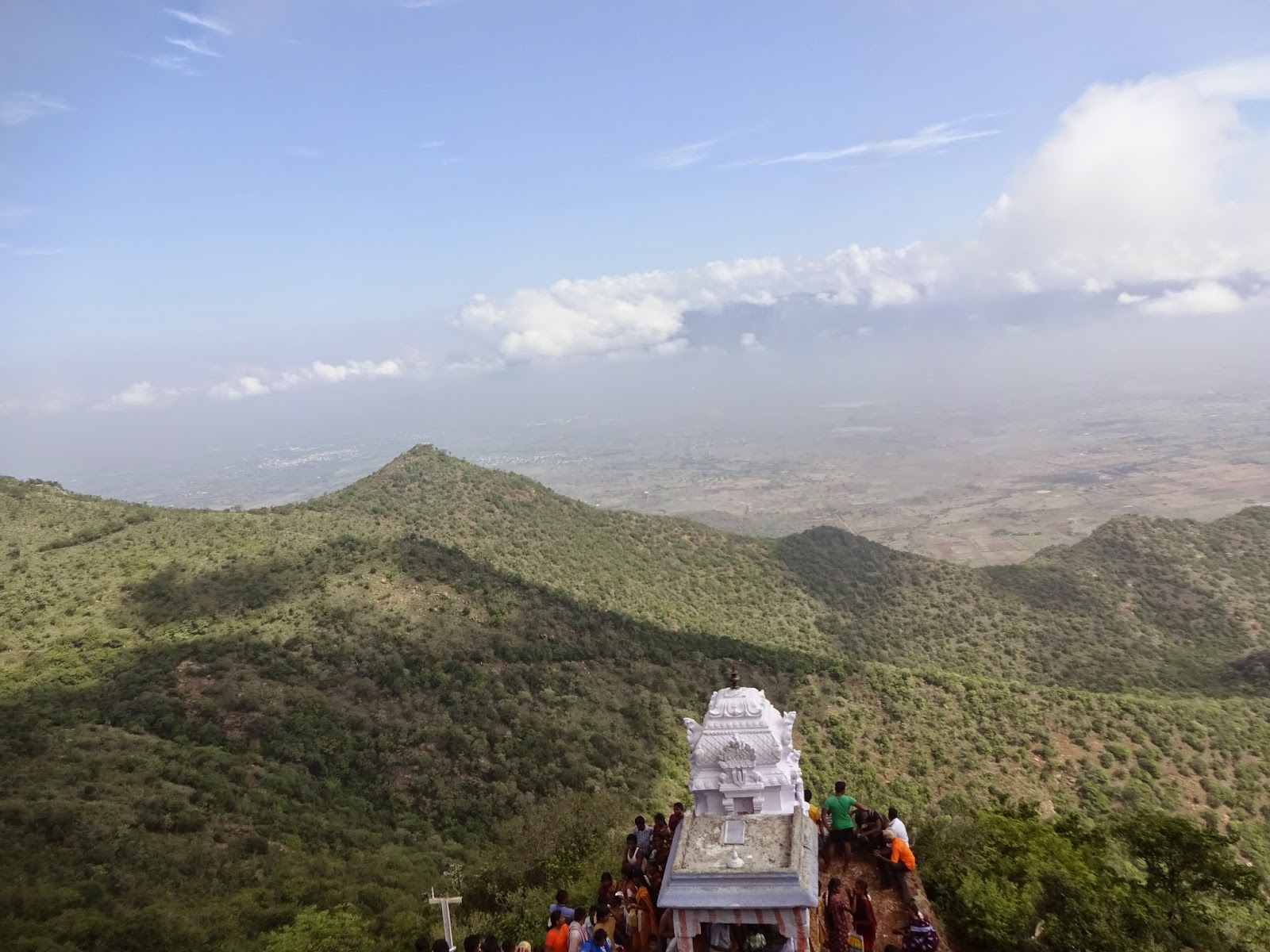 NATURAL PHOTOS AND WALLPAPERS: THALAMALAI HILLS TEMPLE TRICHY PHOTOS