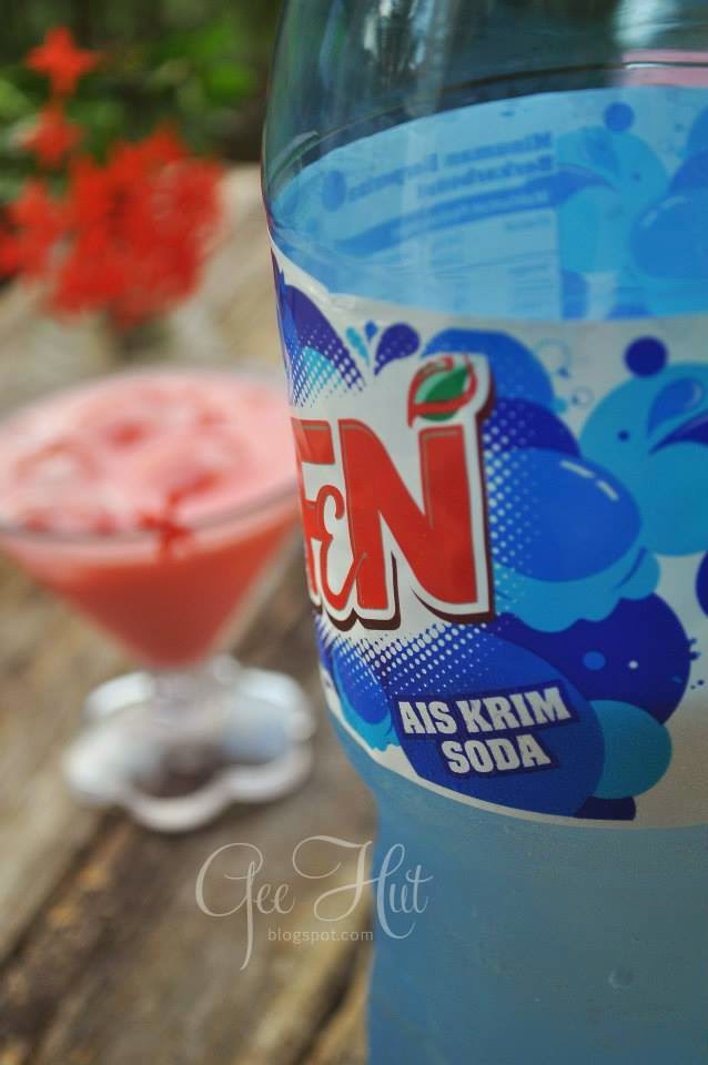GeeHut: Bandung soda