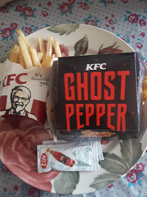 Salrini's Sweet, Sour And Spicy Notes: REVIEW: KFC GHOST PEPPER ZINGER ...