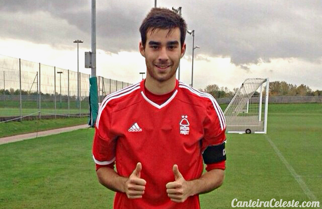 CanteiraCeleste.com: El central Roger Riera refuerza la zaga del Celta B