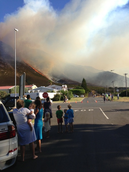 SA Weather and Disaster Observation Service: Photos: Hermanus Fire (25 ...