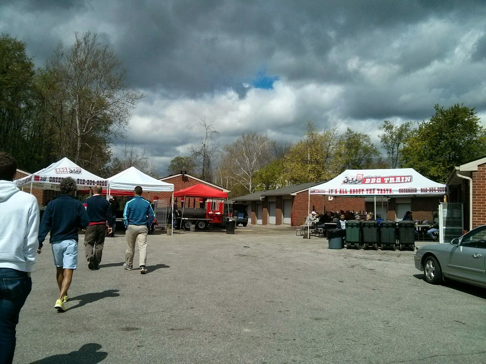 Bloomington, IN: BBQ Train at Short Stop Food Mart - Explore This City
