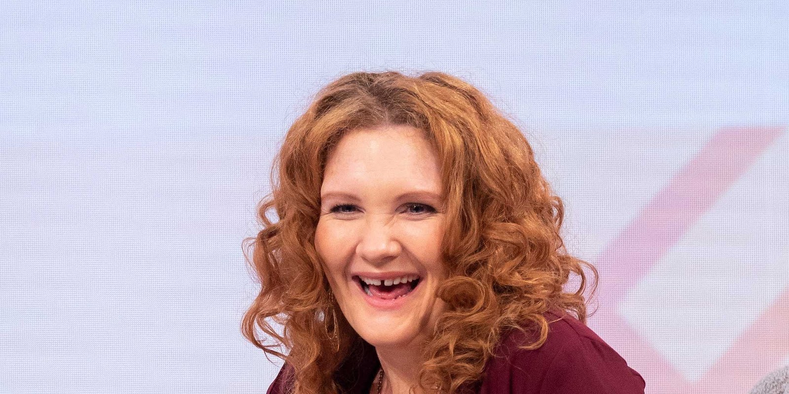 Fizz Say Twitter After Coronation Street Show