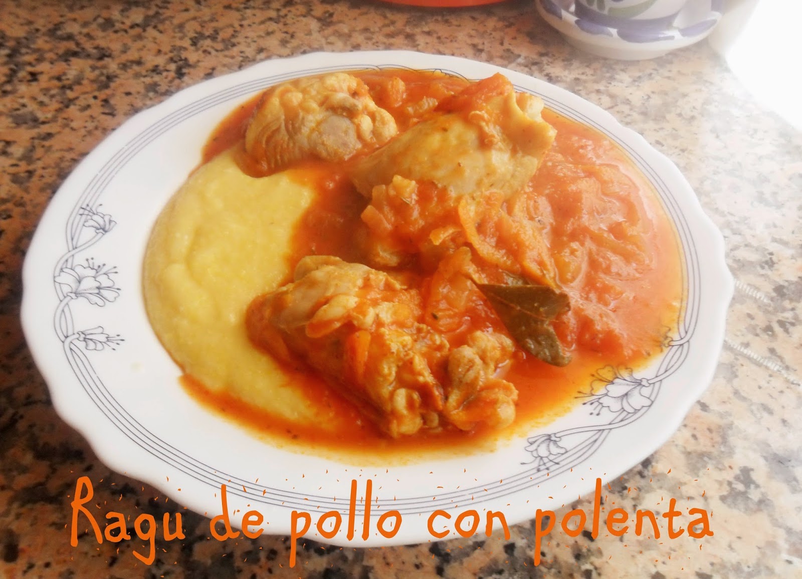 Rececatas: Ragu de pollo con polenta