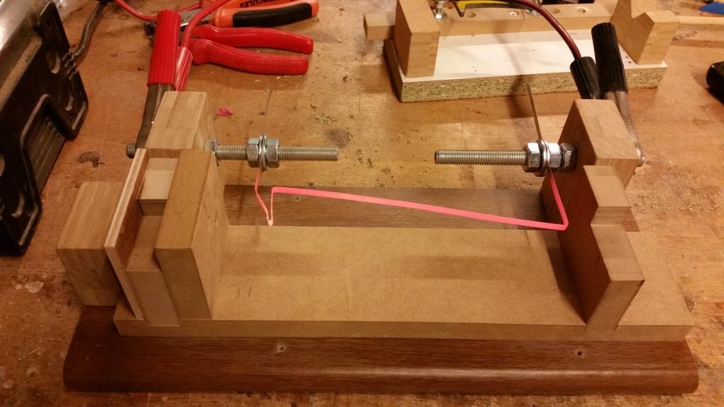 Heritage Longbows: Feather Burner