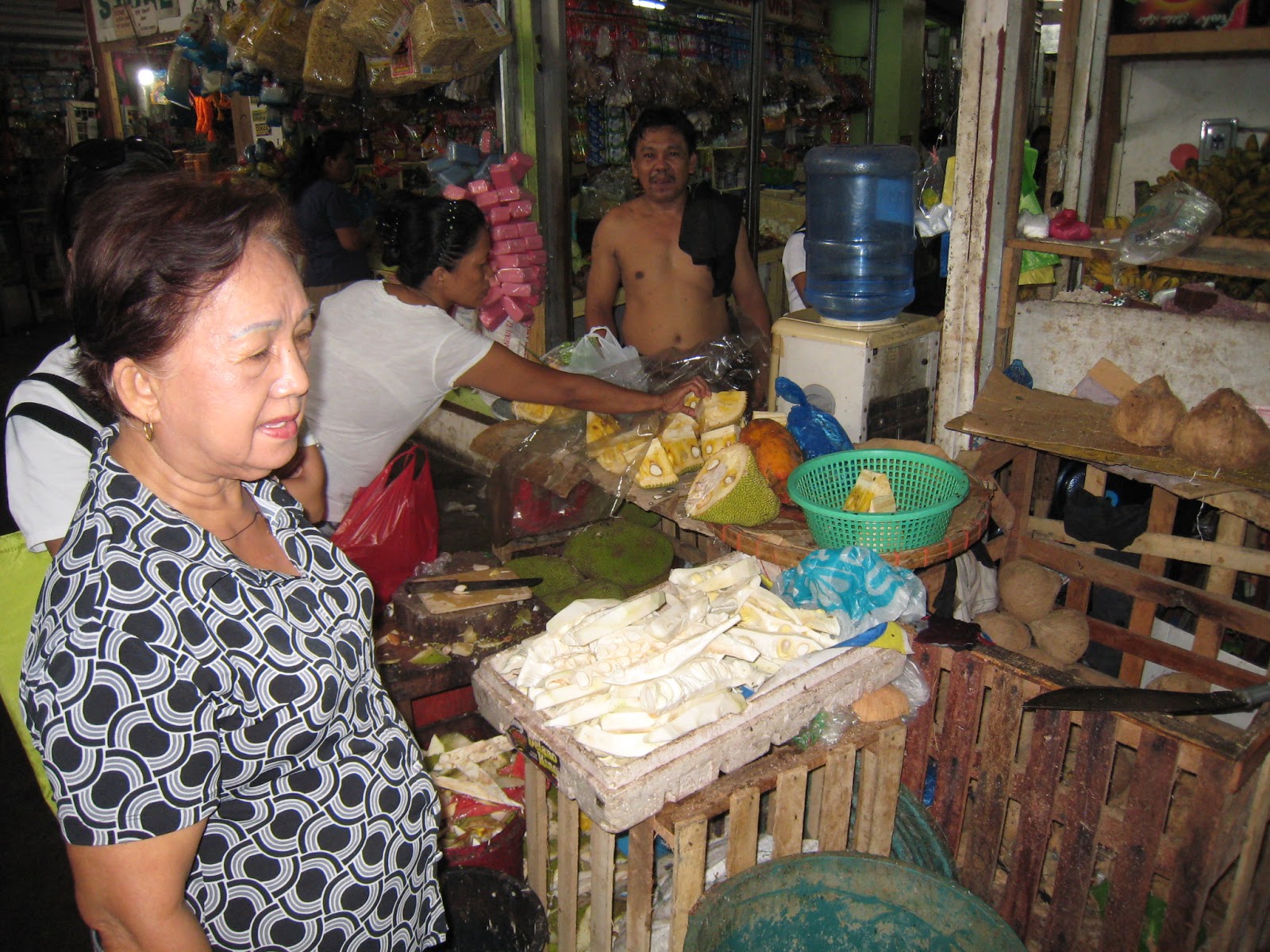 Black Swamp Cornucopia: Mandaue City wet market - our tour today