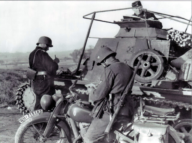 Panzermänner: February 2016