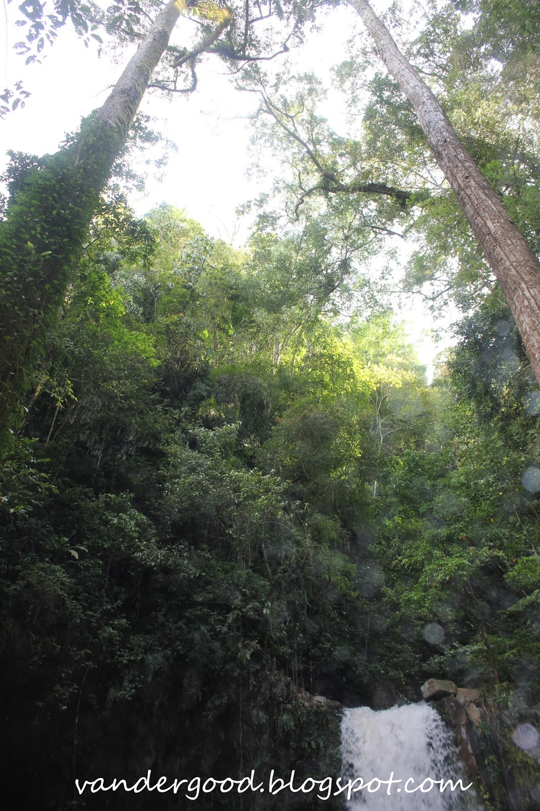 Air Terjun Mahua di Tambunan, Sabah yang sangat indah | VANDER GOOD