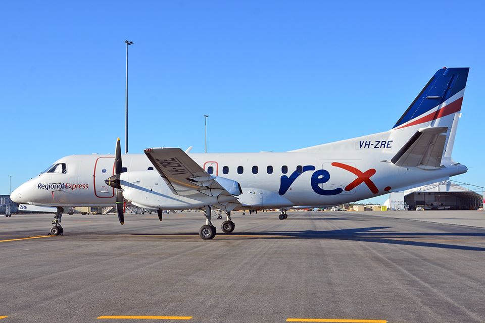 Perth Airport Spotter's Blog: REX- Regional Airlines SAAB 340 VH-ZRE ...