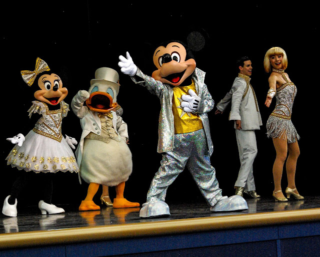 Photographing Disney: It's showtime for Mickey and Minnie.