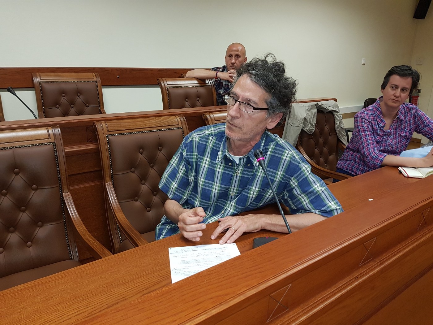 ΟΛΑ ΜΑΖΙ ΤΑ ΑΡΜΑΤΑ ΣΤΗΝ ΑΡΧΗ ΤΗΣ ΠΑΡΕΛΑΣΗΣ, ΣΤΟ ΞΑΝΘΙΩΤΙΚΟ ΚΑΡΝΑΒΑΛΙ ...