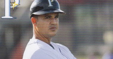 Daily Autograph: Reinaldo Ruiz