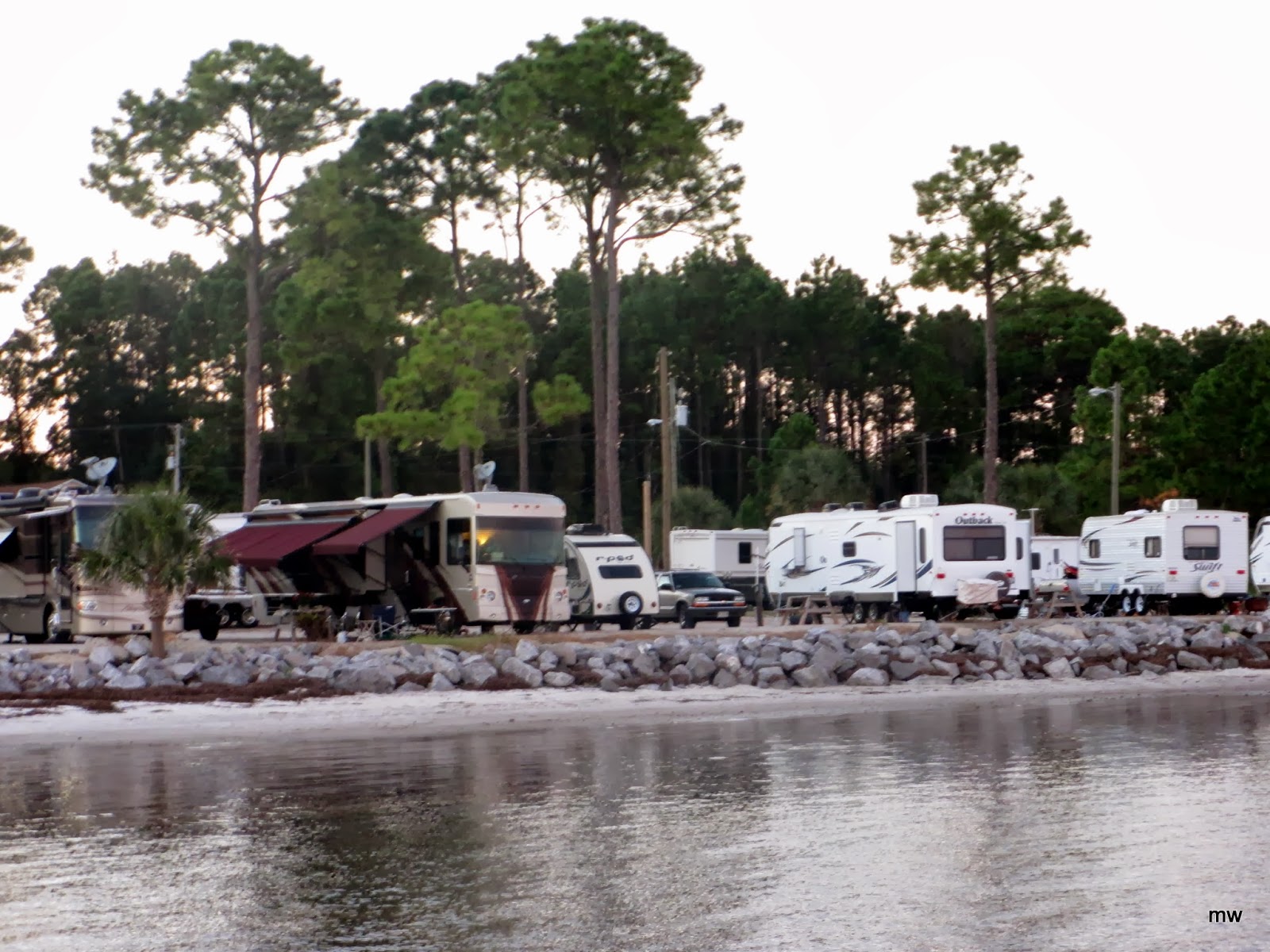 RV THERE YET?: HO HUM *yawn* RV RESORT