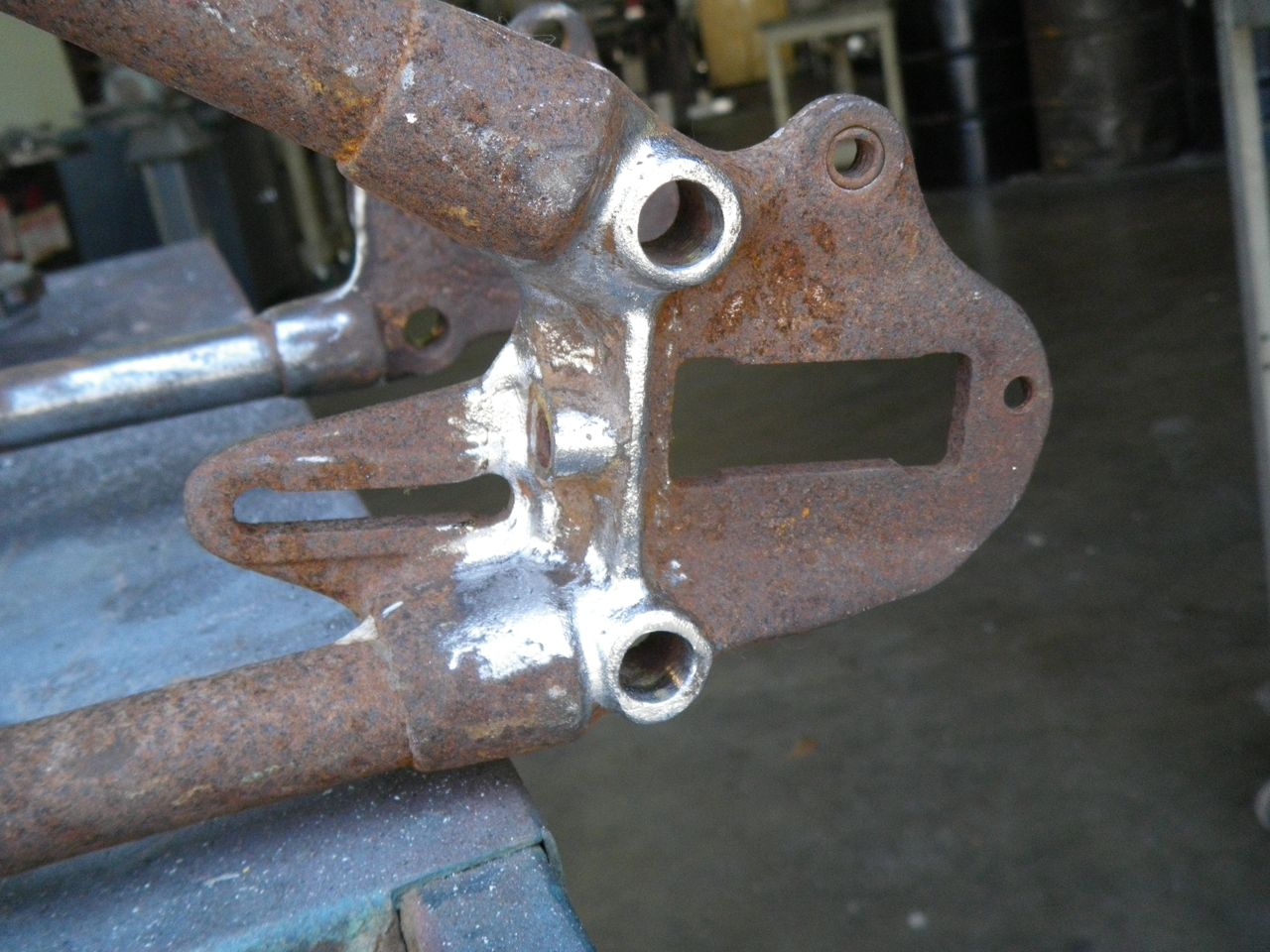 Throwback cycle parts: Vl Frame progress