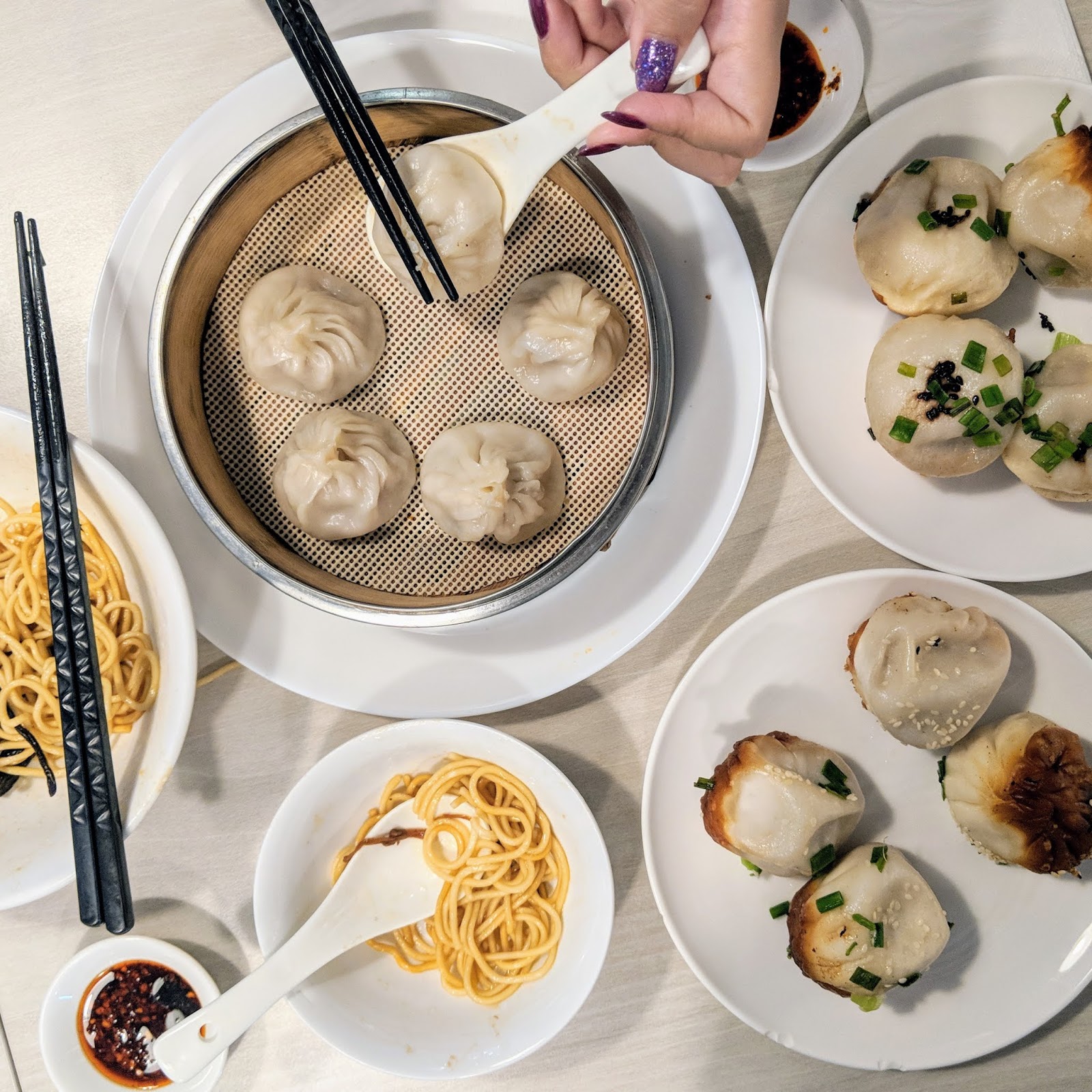Ding Te Le 鼎特乐 - Juicy Shanghai Sheng Jian Bao, Xiao Long Bao at Kovan ...