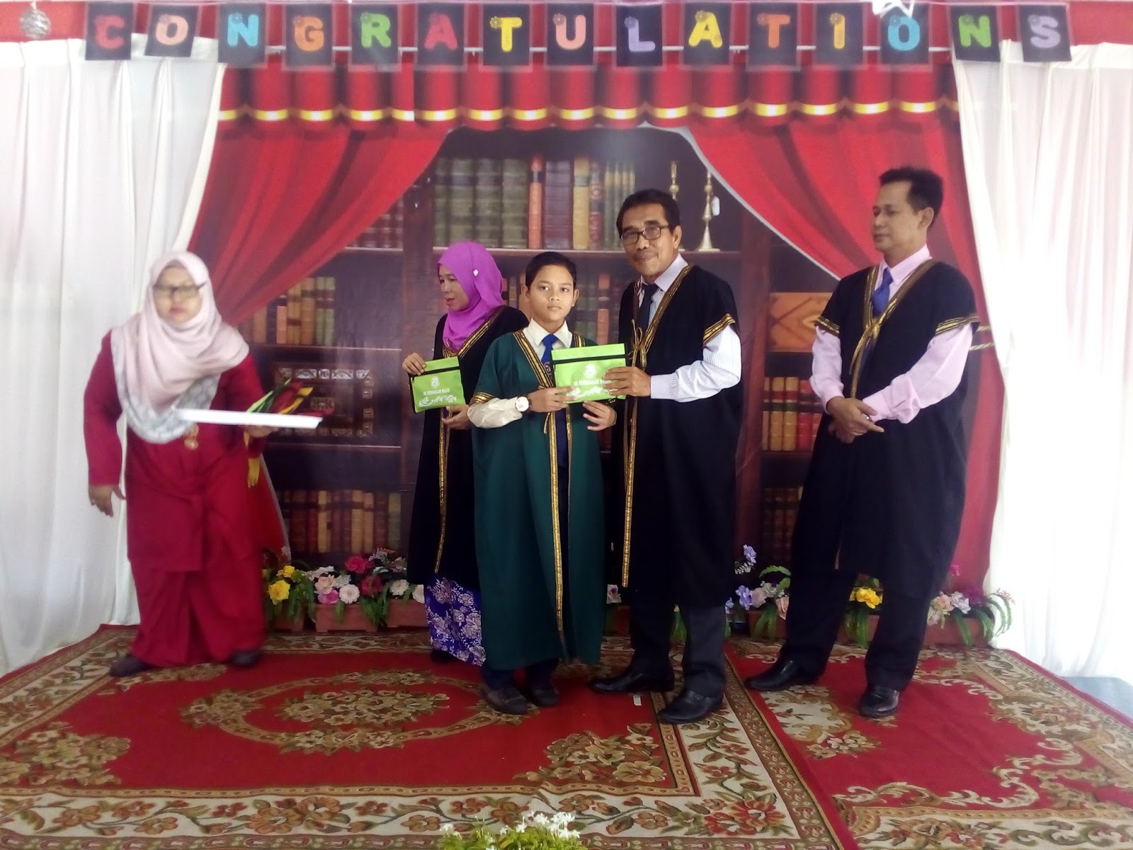 Sek Keb Pengkalan Balak: Hari Graduasi Murid Tahun 6