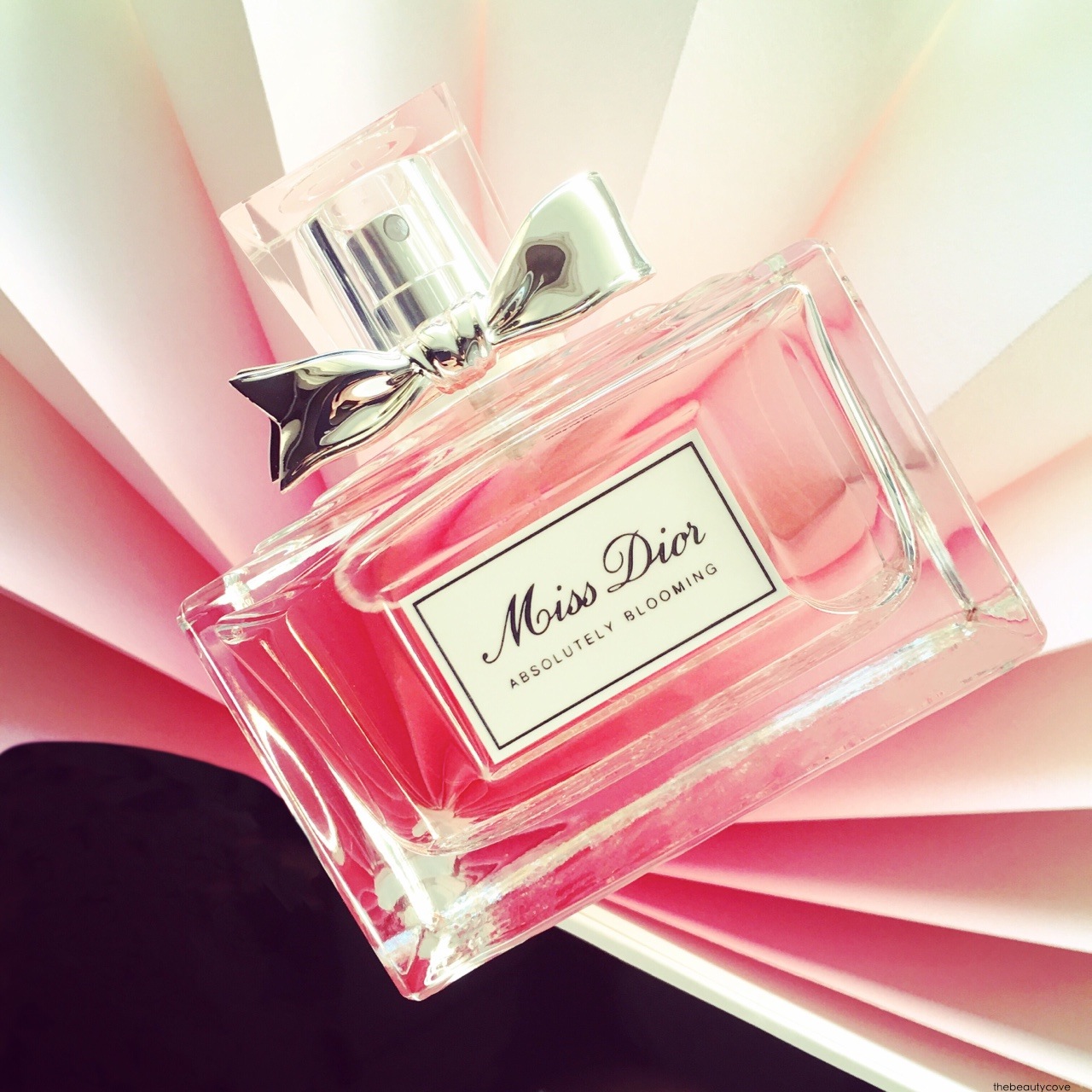 The Beauty Cove: IL PROFUMO: MISS DIOR ABSOLUTELY BLOOMING di DIOR
