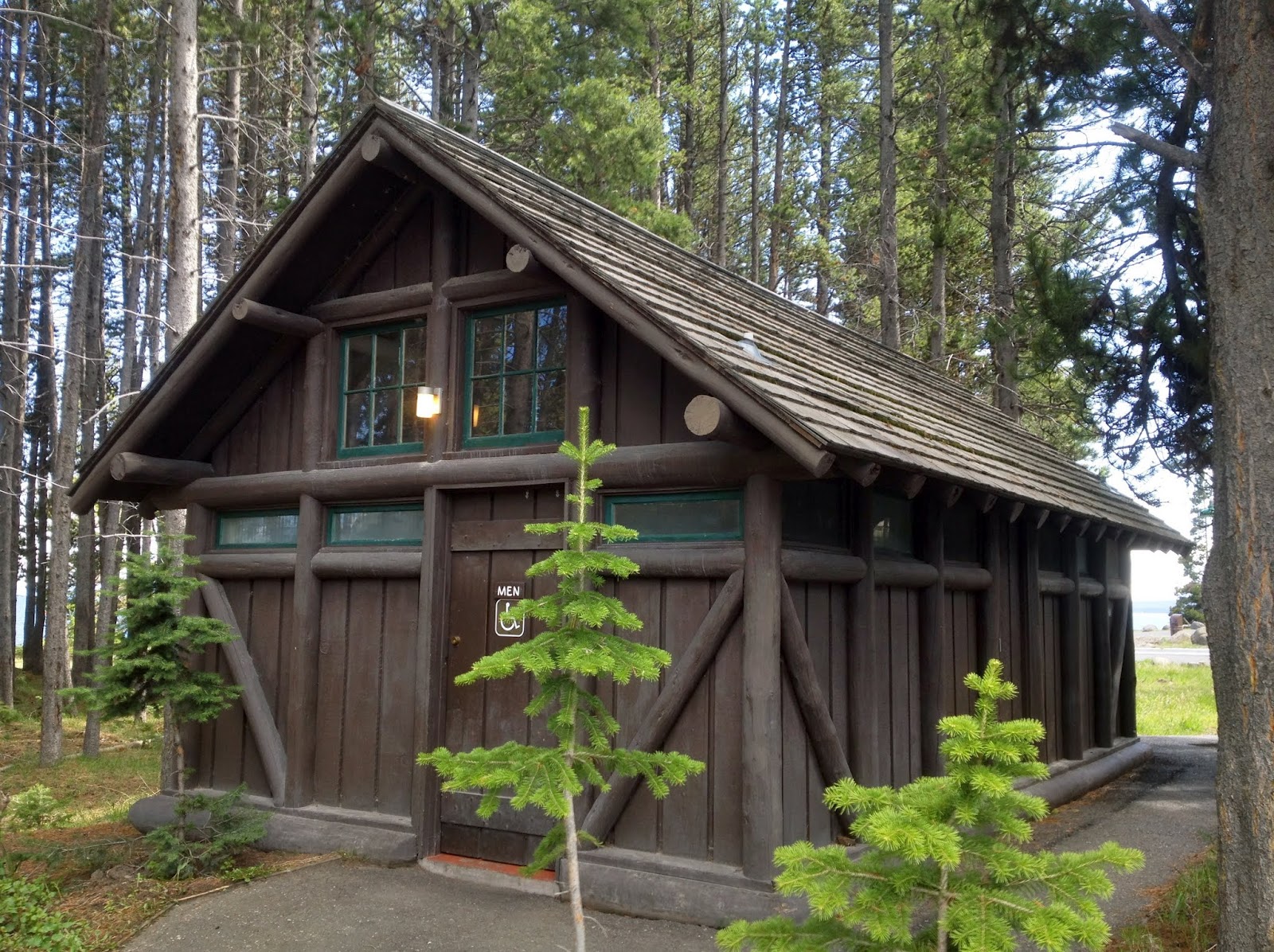 The Wolff's Tale: Lake General Store