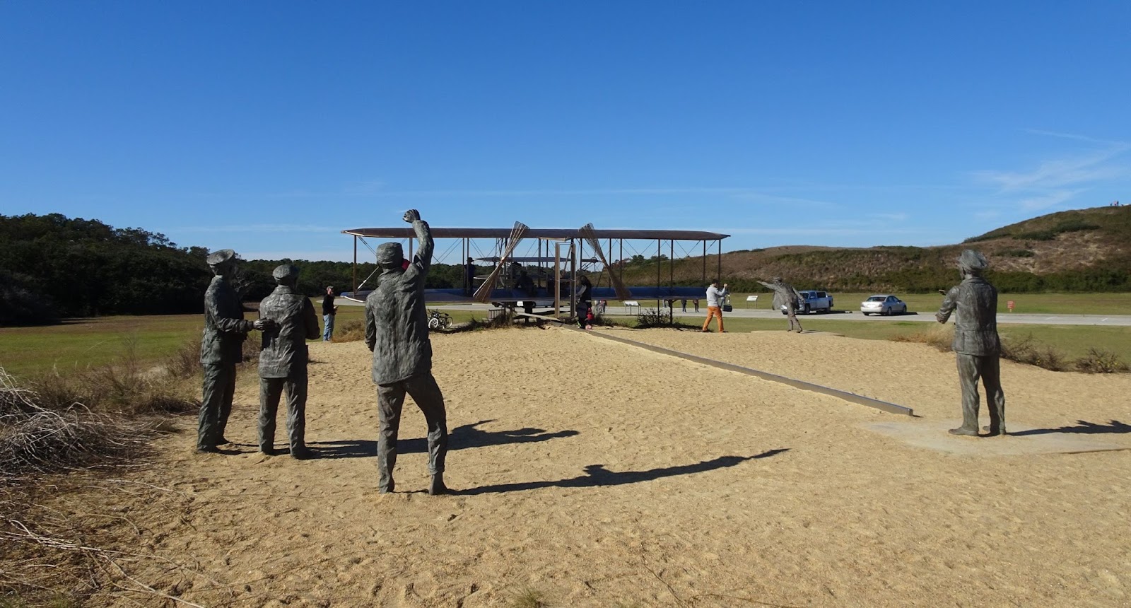 Femme au foyer: The First Flight at Kill Devil Hills