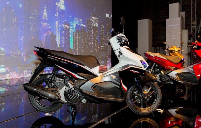 Đánh giá và trọn bộ ảnh chi tiết về xe Honda Air Blade 2016 ~ PHỐ XE MÁY