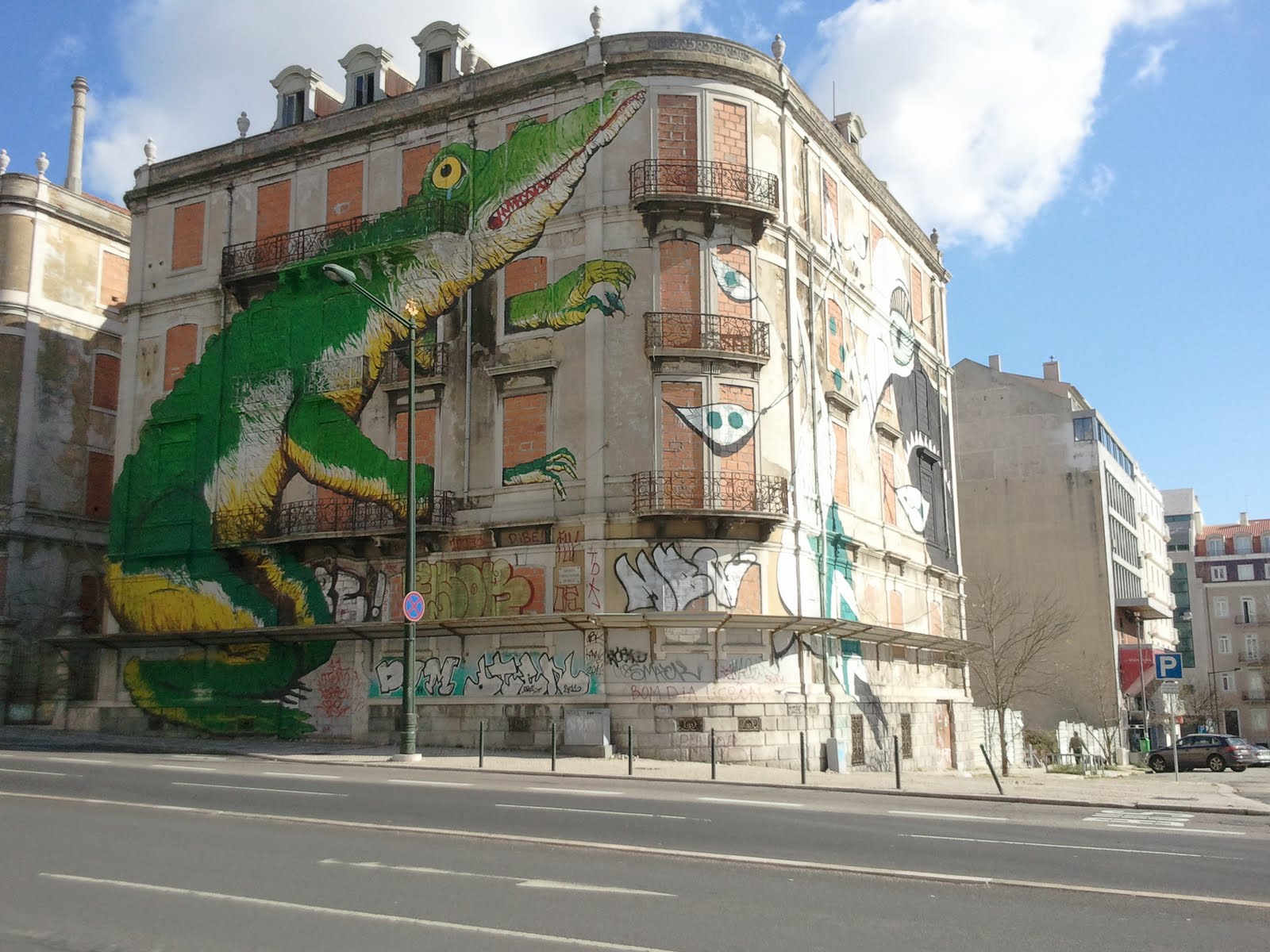 Syed Karim: The Murals and Subway Seats in Lisbon