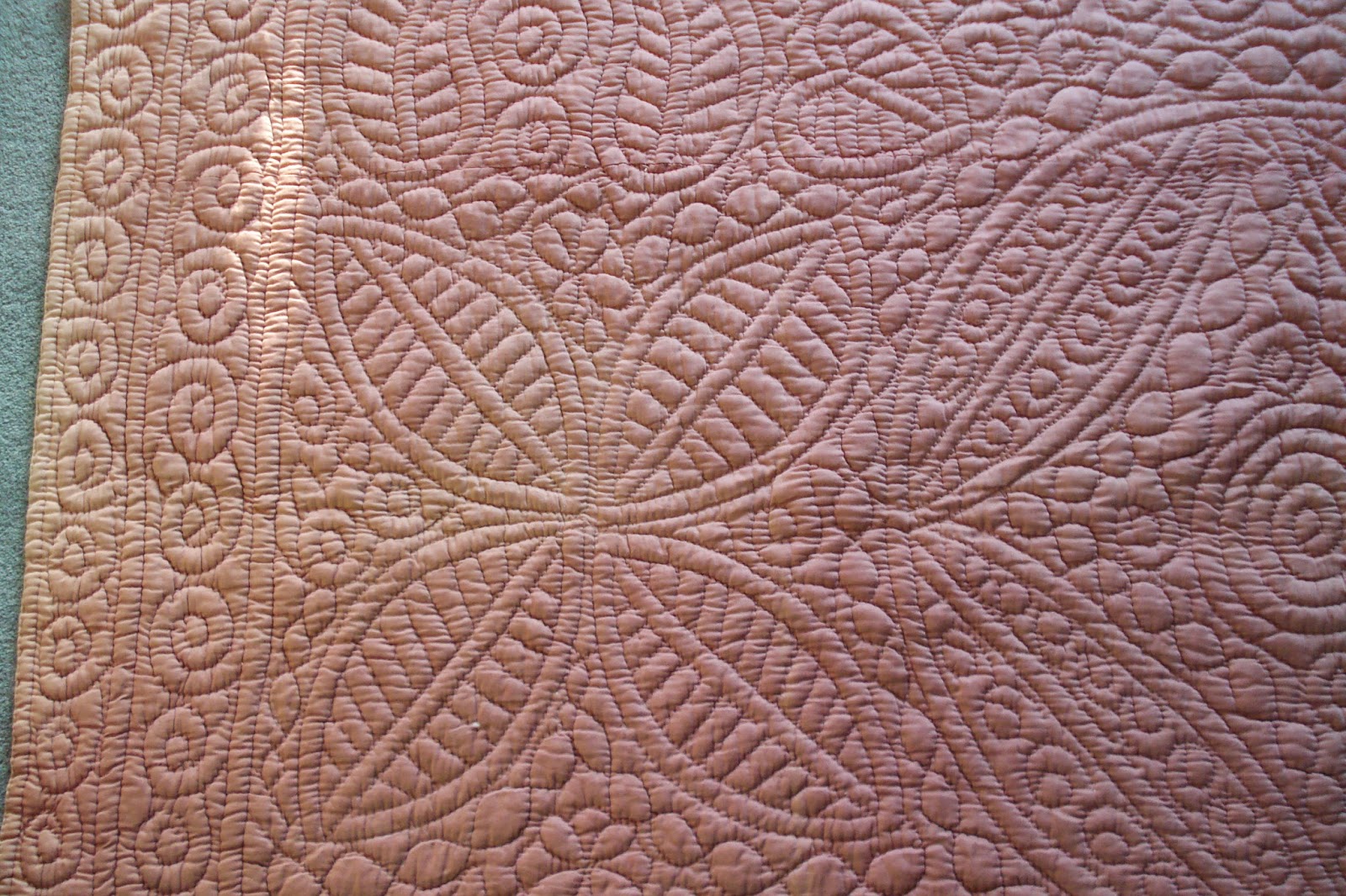 Welsh Quilts: Pink and Cream Welsh Quilt from Treorchy