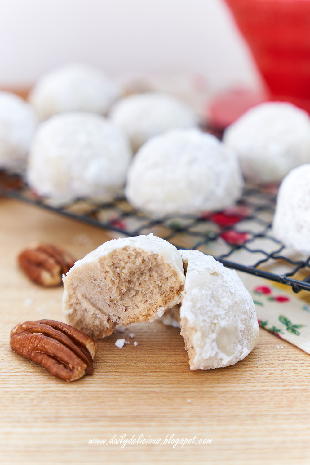 dailydelicious: Pecan snowball cookies
