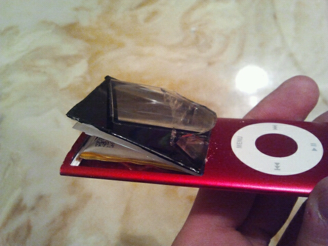 Teen’s iPod Nano Explodes Violently During Sync ~ Brandon’s Blurb