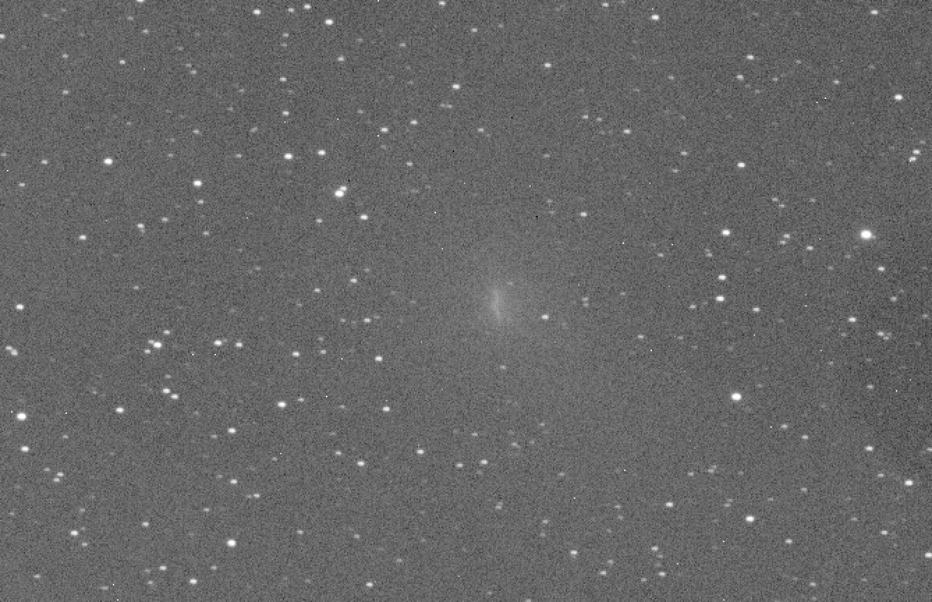 Astrophotography Diaries of a Rookie: Comet Tracking