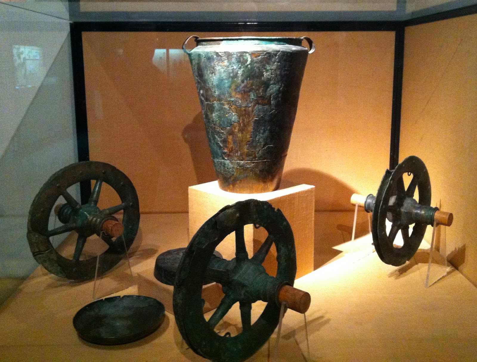 janeandbobandmore: THE GALLO-ROMAN MUSEUM -- LYON (ANCIENT LUGDUNUM)