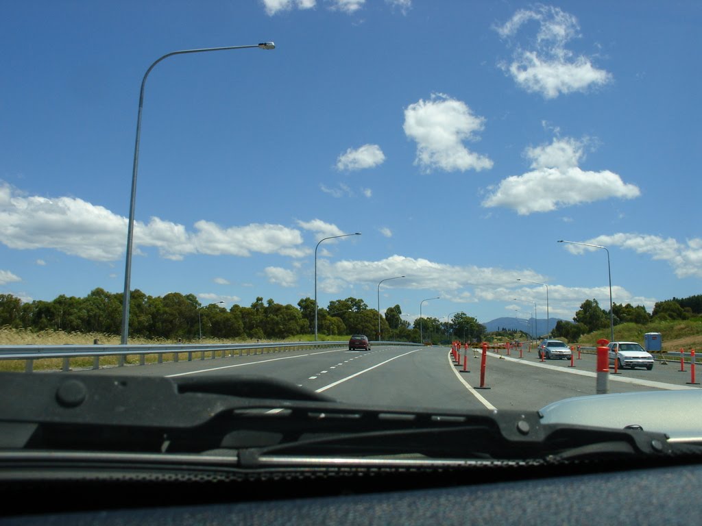 ric on the go: They still can't get the roads right in Canberra (or ...