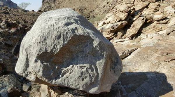 Levant War: Three images of Daesh IEDs disguised as rocks