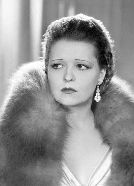 FAMILY HISTORY CHANNEL : Clara Gordon Bow