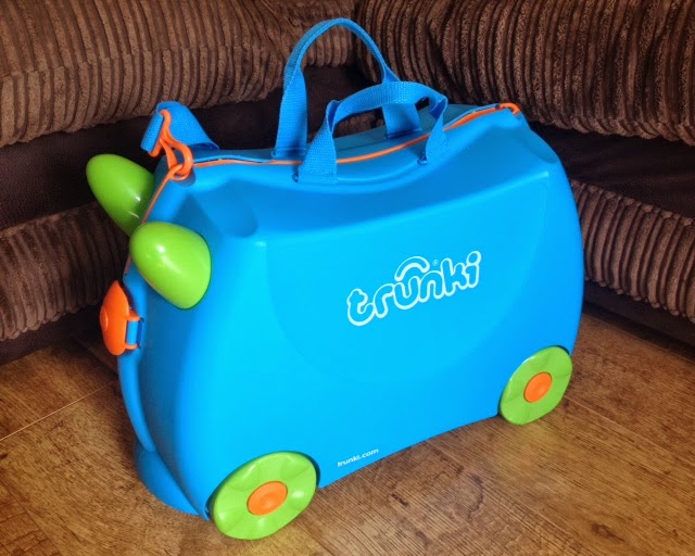 Mummy, Mess & magic: Trunki case review