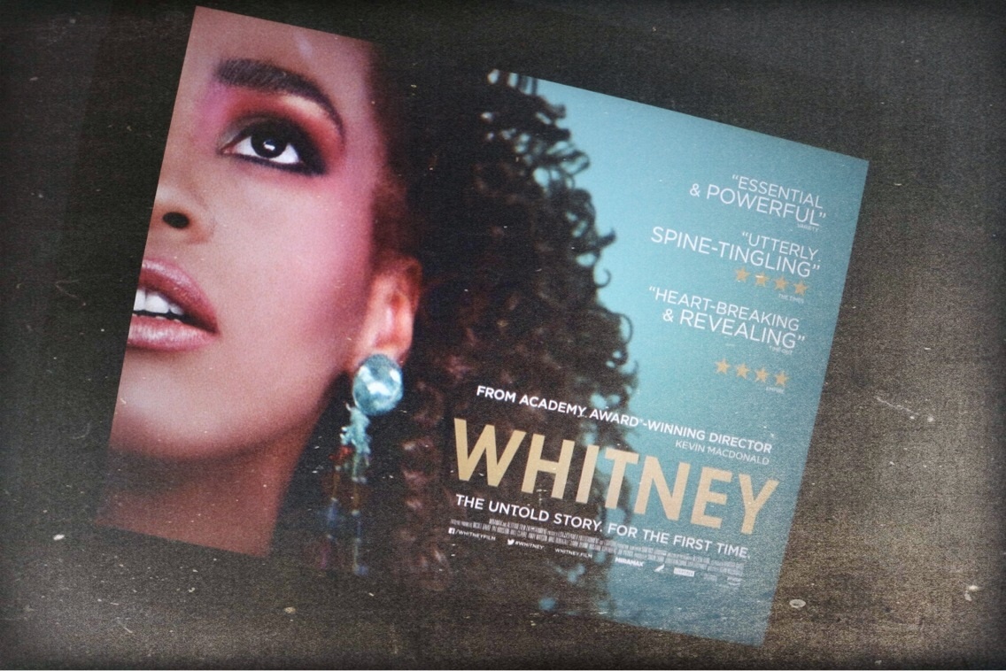 Whitney: faut-il aller voir le documentaire choc sur la carrière et la ...