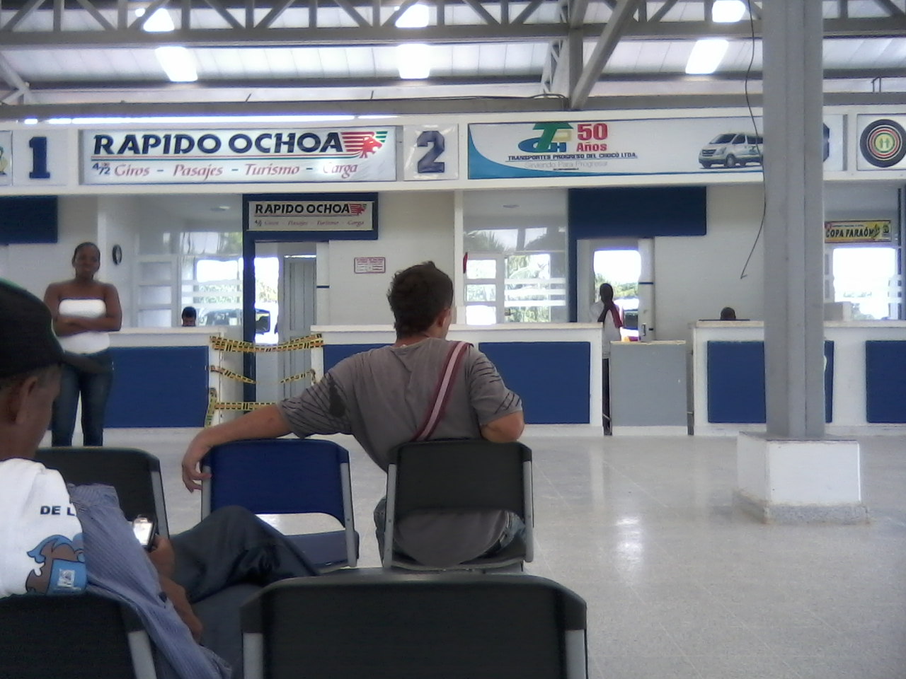 QUIBDÓ "ORILLAS ATRATEÑAS": terminal de transportes de Quibdó