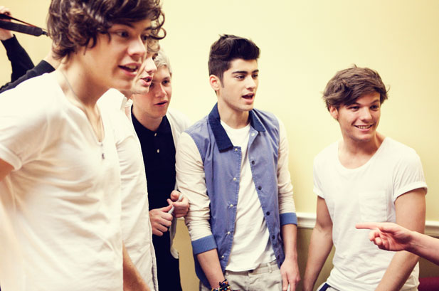 lest walk away∞: One Direction: Un día con Billboard (fotos)