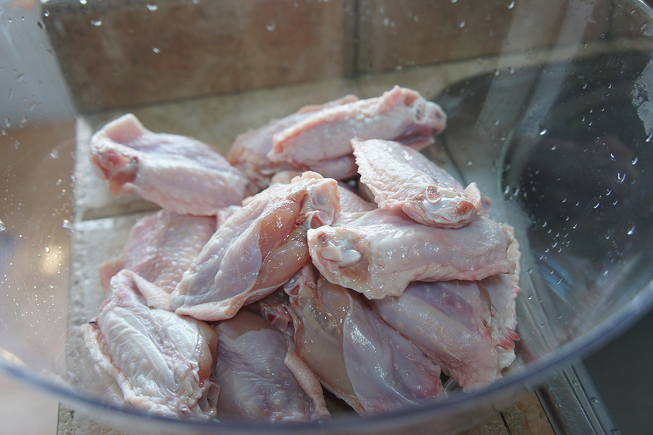 Say My Kitchen: Marmite Deep Fried Chicken Wings 妈蜜炸鸡中翅