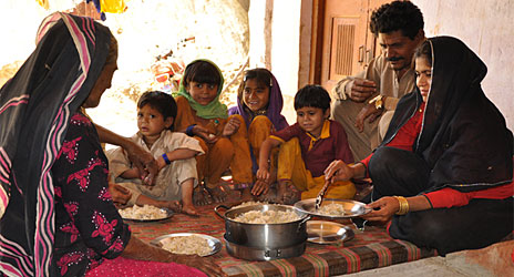 Pakistan: Culture and Language : Daily life in Pakistan