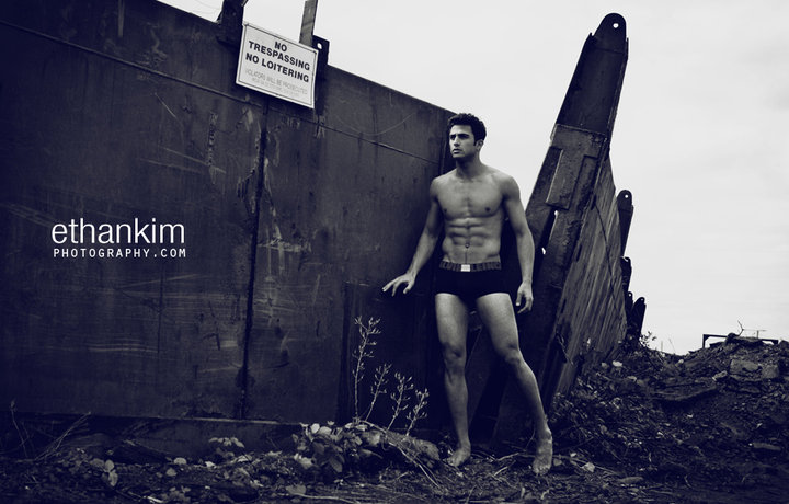 Sexiest Man Style: alexander uloom