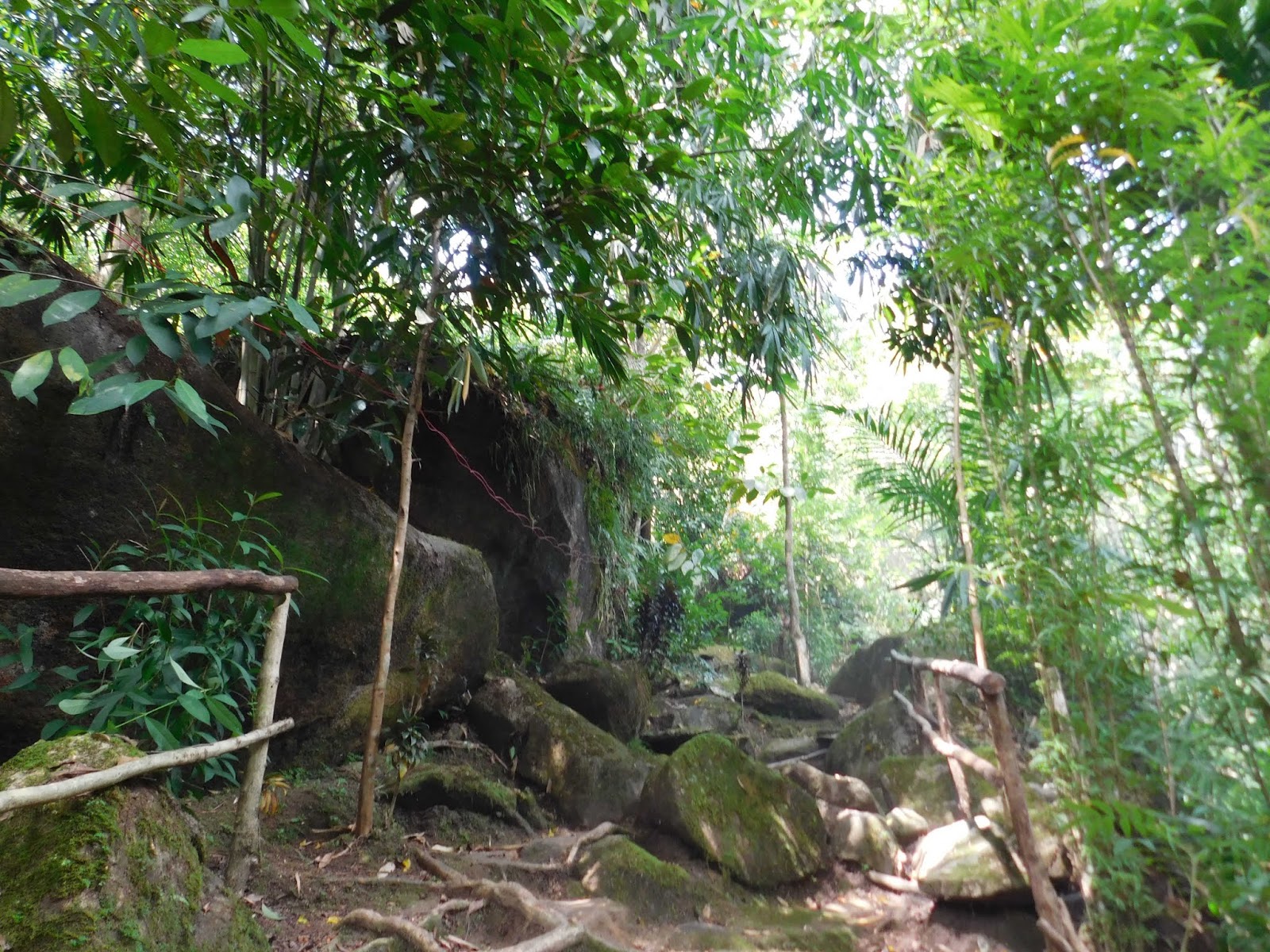 Bukit Tangkiling dan Batu Banama dengan Sejuta Legenda | idblogpacker ...